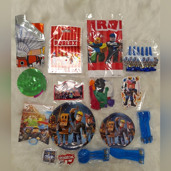 Party Supplies | Roblox Large Party Decoration Kit New In Package ...